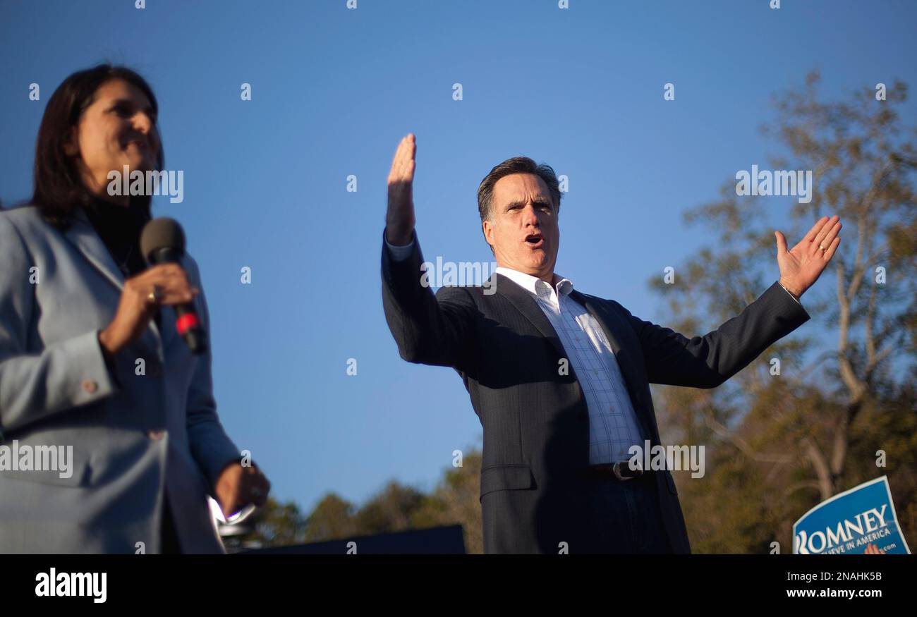 Republican presidential candidate former Massachusetts Gov. Mitt Romney ...