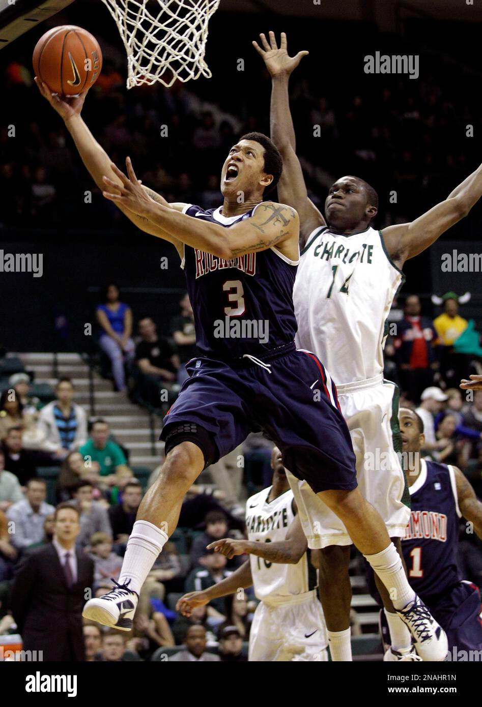 Richmond's Darien Brothers (3) drives to the basket past Charlotte's ...