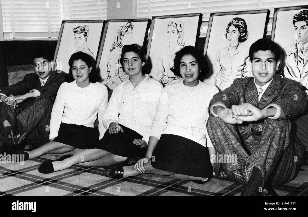 The Diligenti quintuplets from left to right are: Carlos Alberto, Maria ...