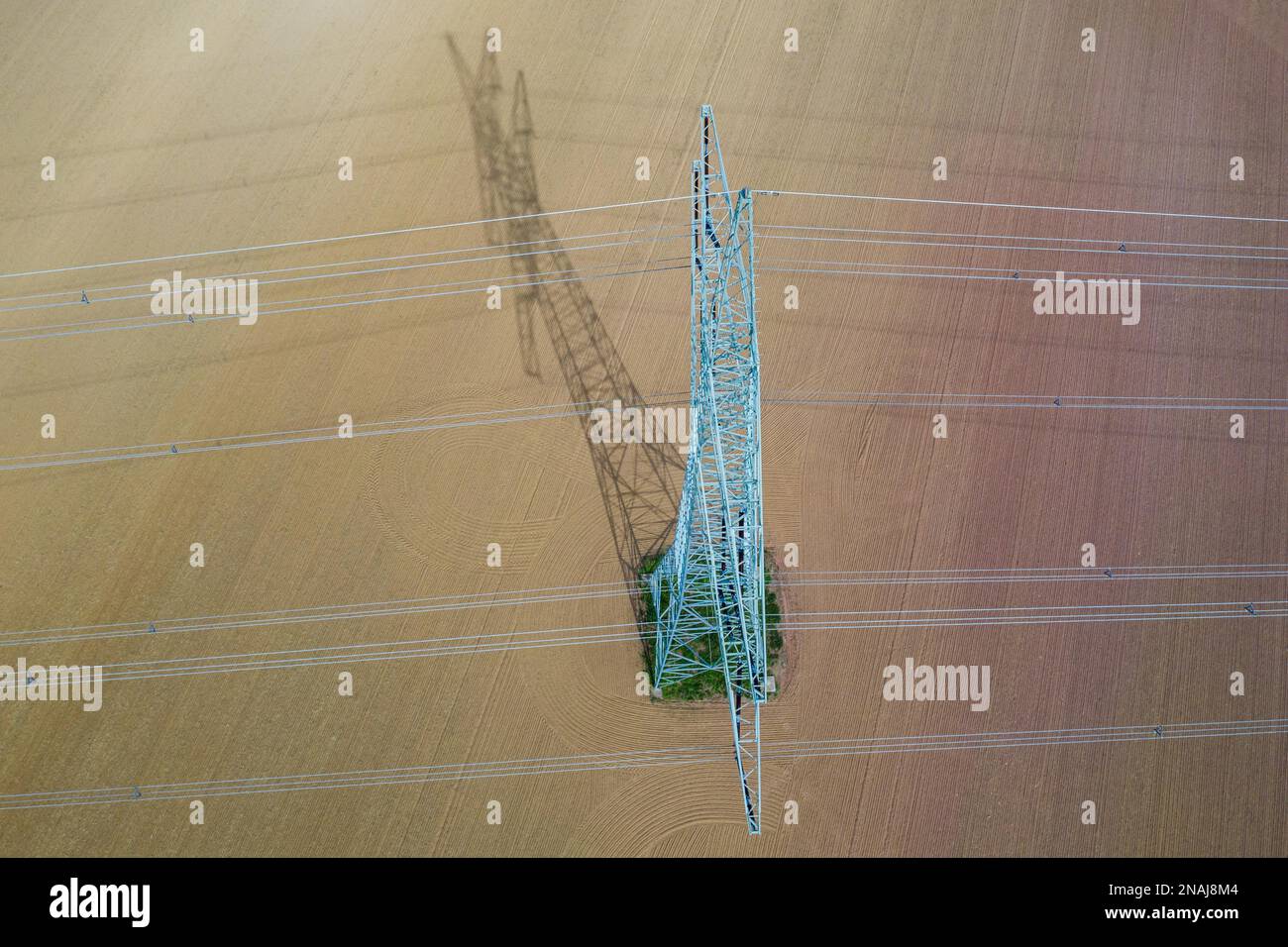 High-voltage pylon Overhead line Lattice pylon Stock Photo - Alamy