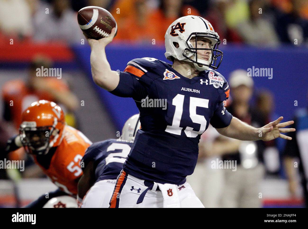 Auburn quarterback Clint Moseley (15) throws a pass during the first ...