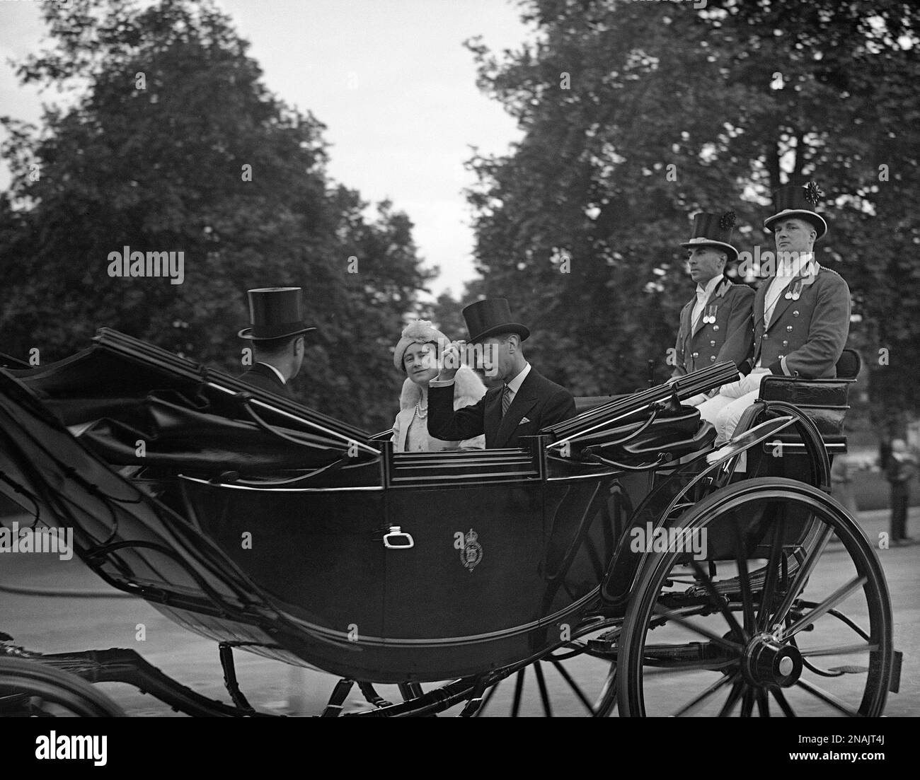 Britain's King George VI and Queen Elizabeth, with Sir Philip Sassoon ...