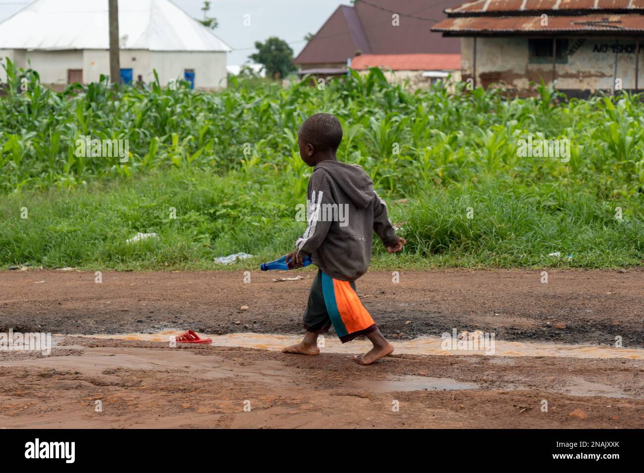 Asian girl african boy studying hi-res stock photography and images - Alamy