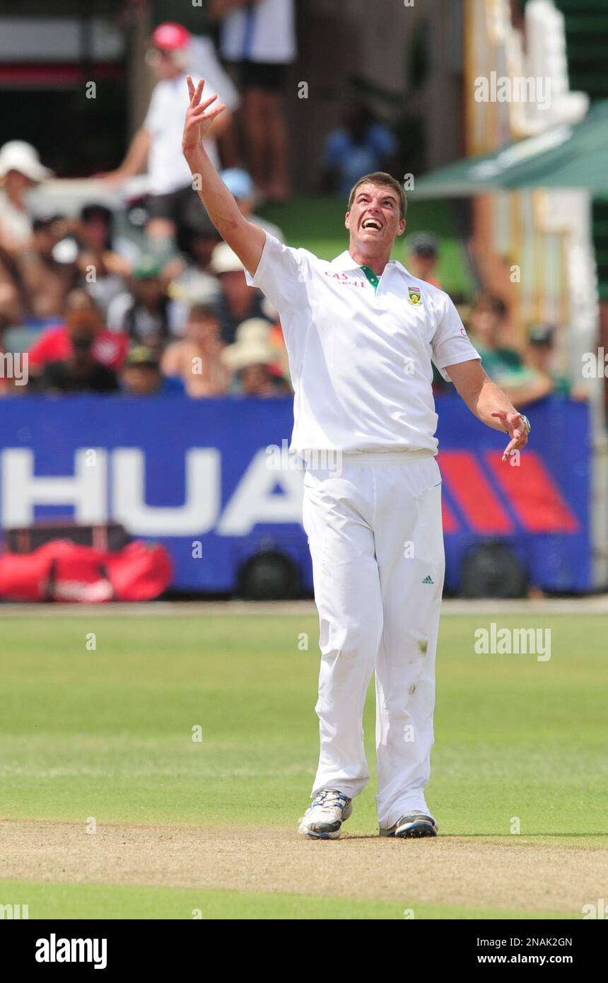 South Africa's Marchant de Lange, celebrates catching out Angelo ...