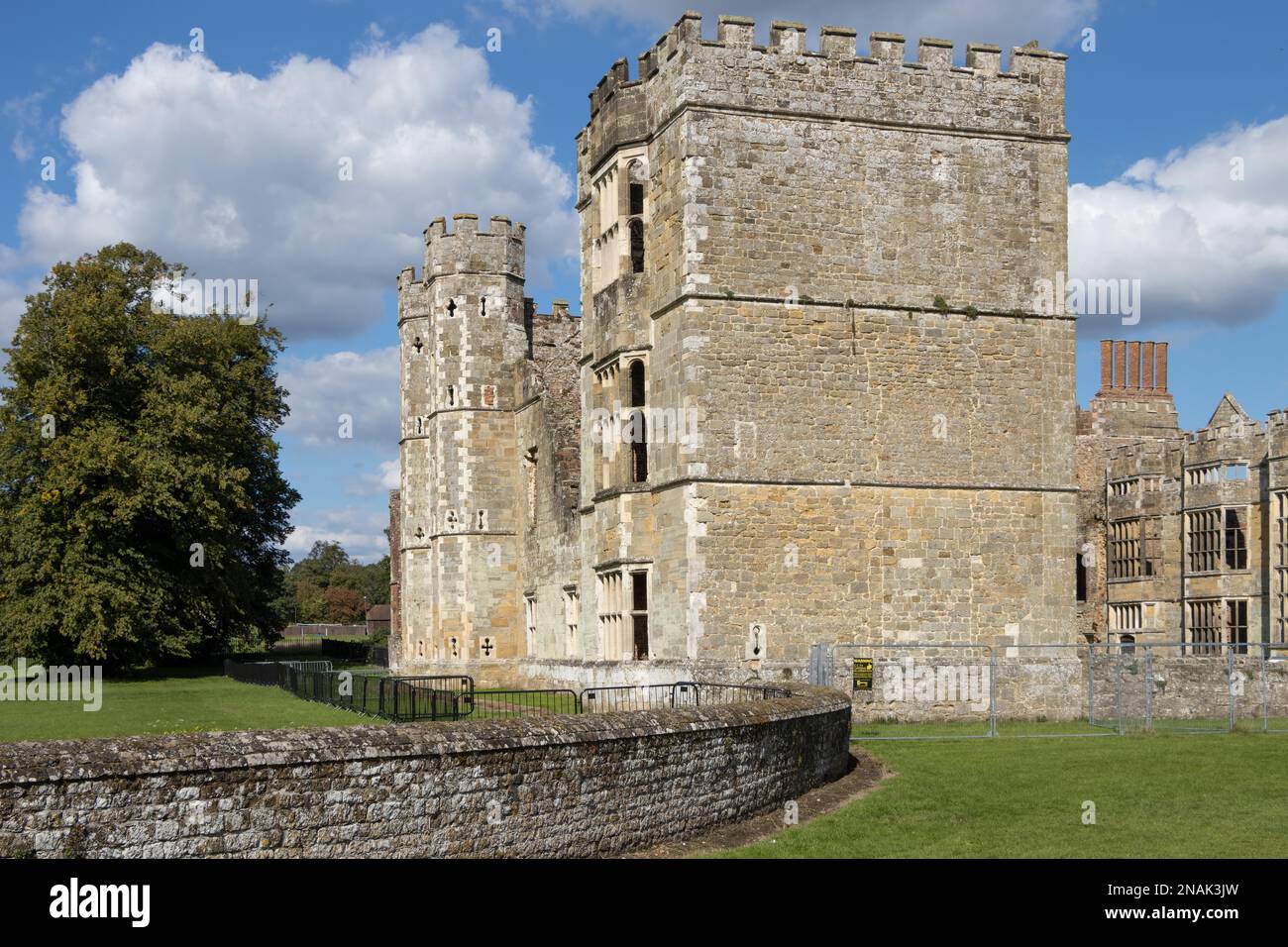 MIDHURST, WEST SUSSEX/UK - SEPTEMBER 1 : View of the Cowdray Castle ...