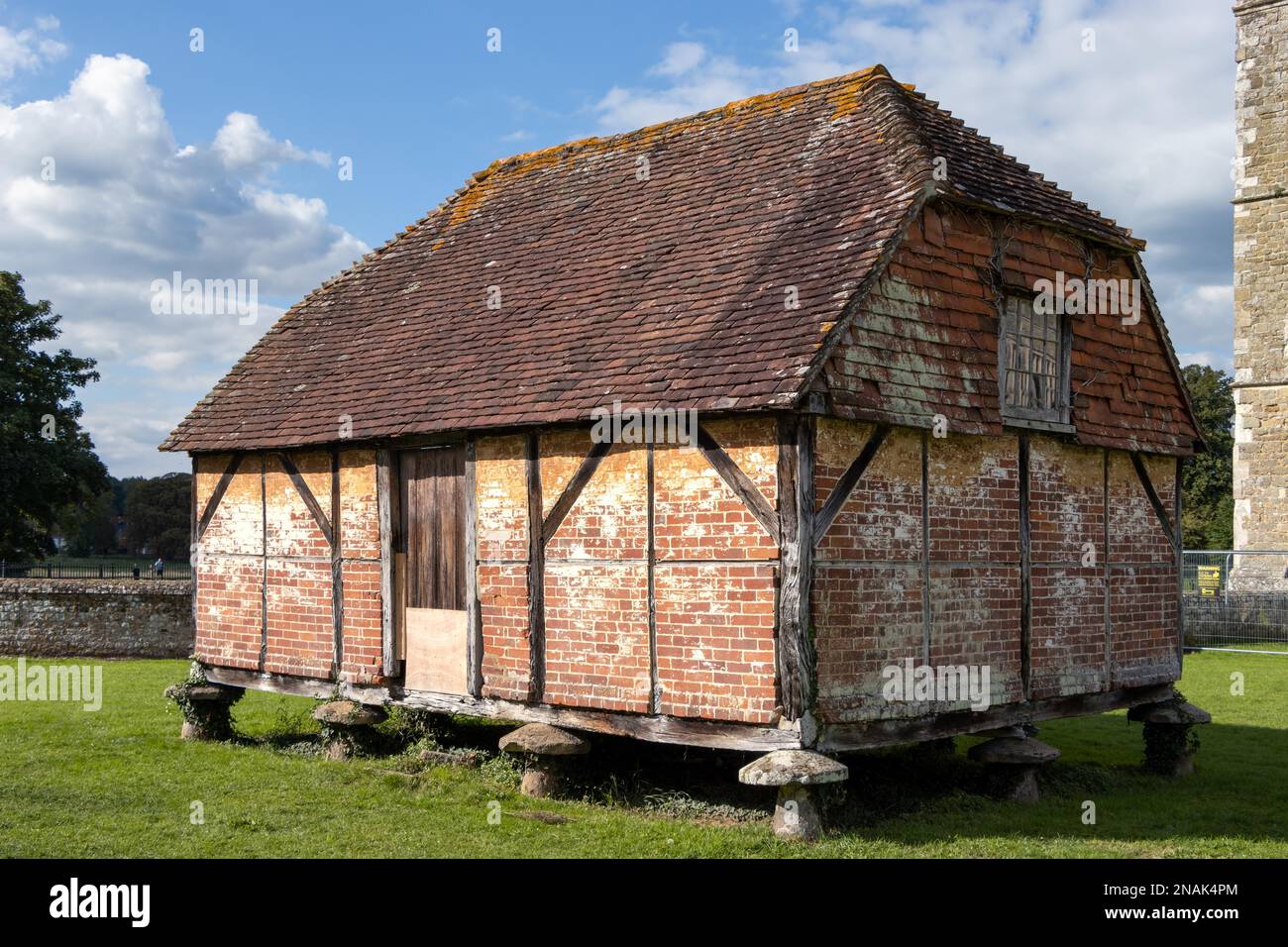MIDHURST, WEST SUSSEX/UK - SEPTEMBER 1 : View of the Cowdray Castle ...