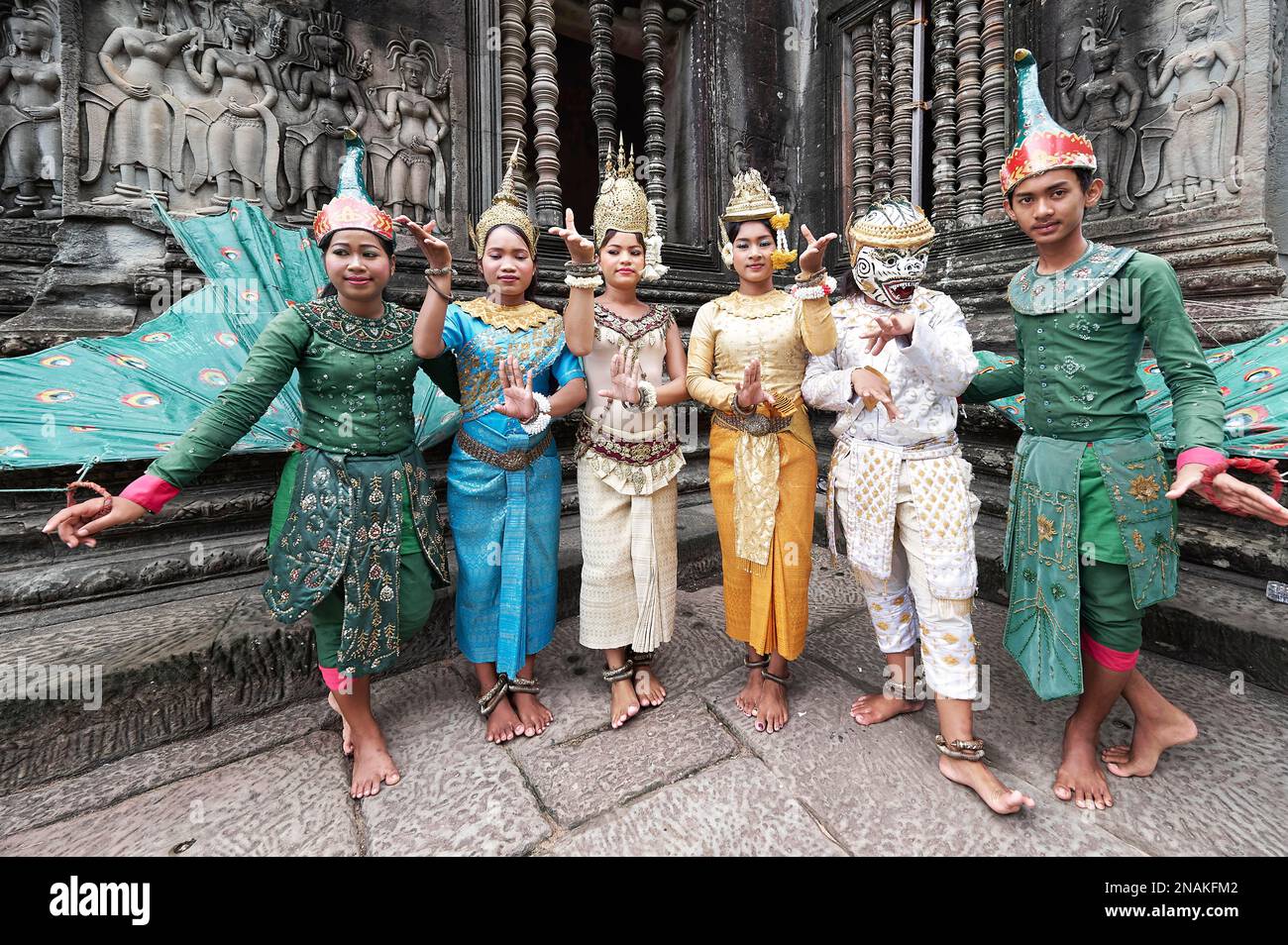 Apsara Dancers according to Khmer traditions. Angkor Wat Temple. Siem ...