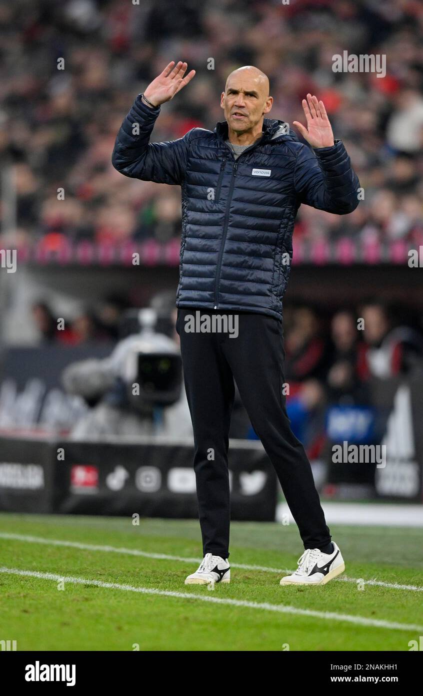 Coach Thomas Letsch VfL Bochum BOC on the sidelines, gesture, gesture ...