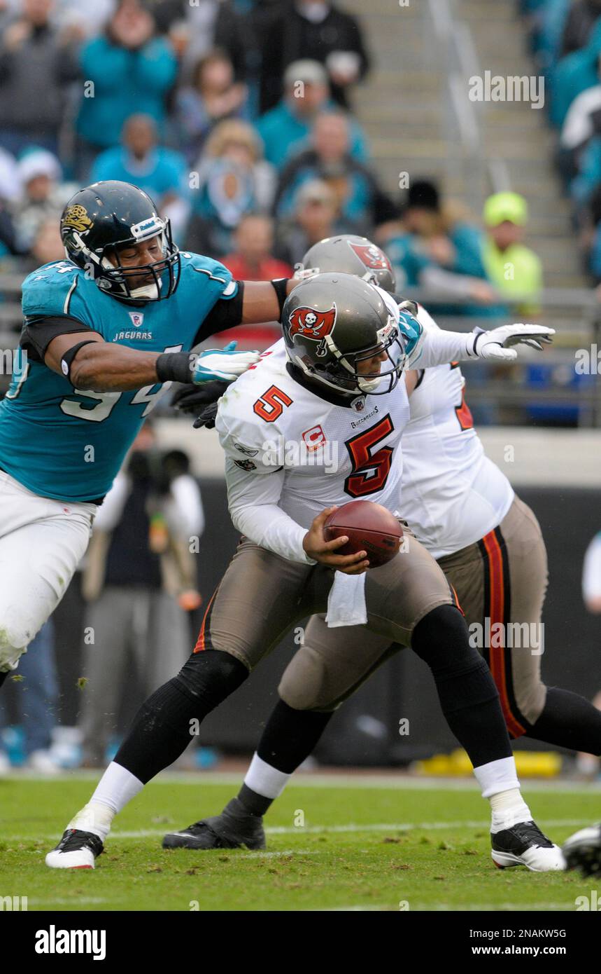 Tampa Bay Buccaneers quarterback Josh Freeman (5) is pressured by ...
