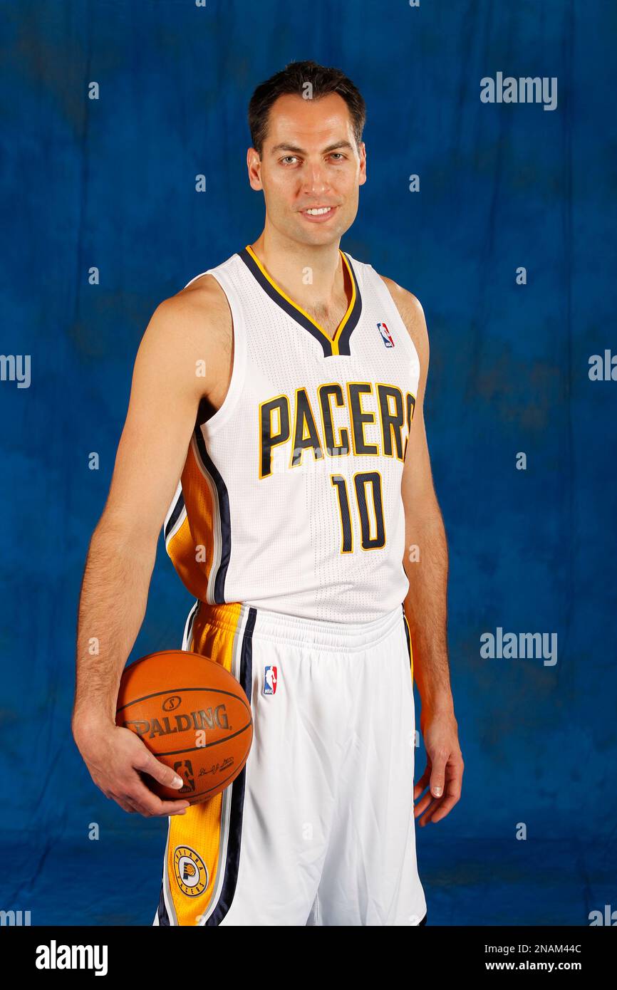 Indiana Pacers center Jeff Foster poses for a photo during the NBA ...