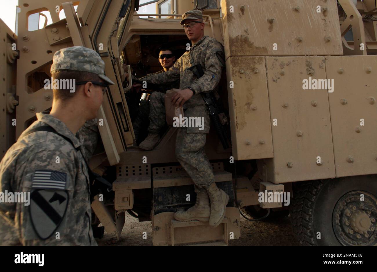 In this Saturday, Dec. 17, 2011 photo, US Army soldiers from 3rd ...