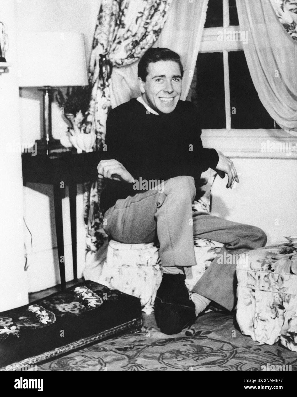 Earl of Snowdon Antony Armstrong Jones, 29, British royal court ...