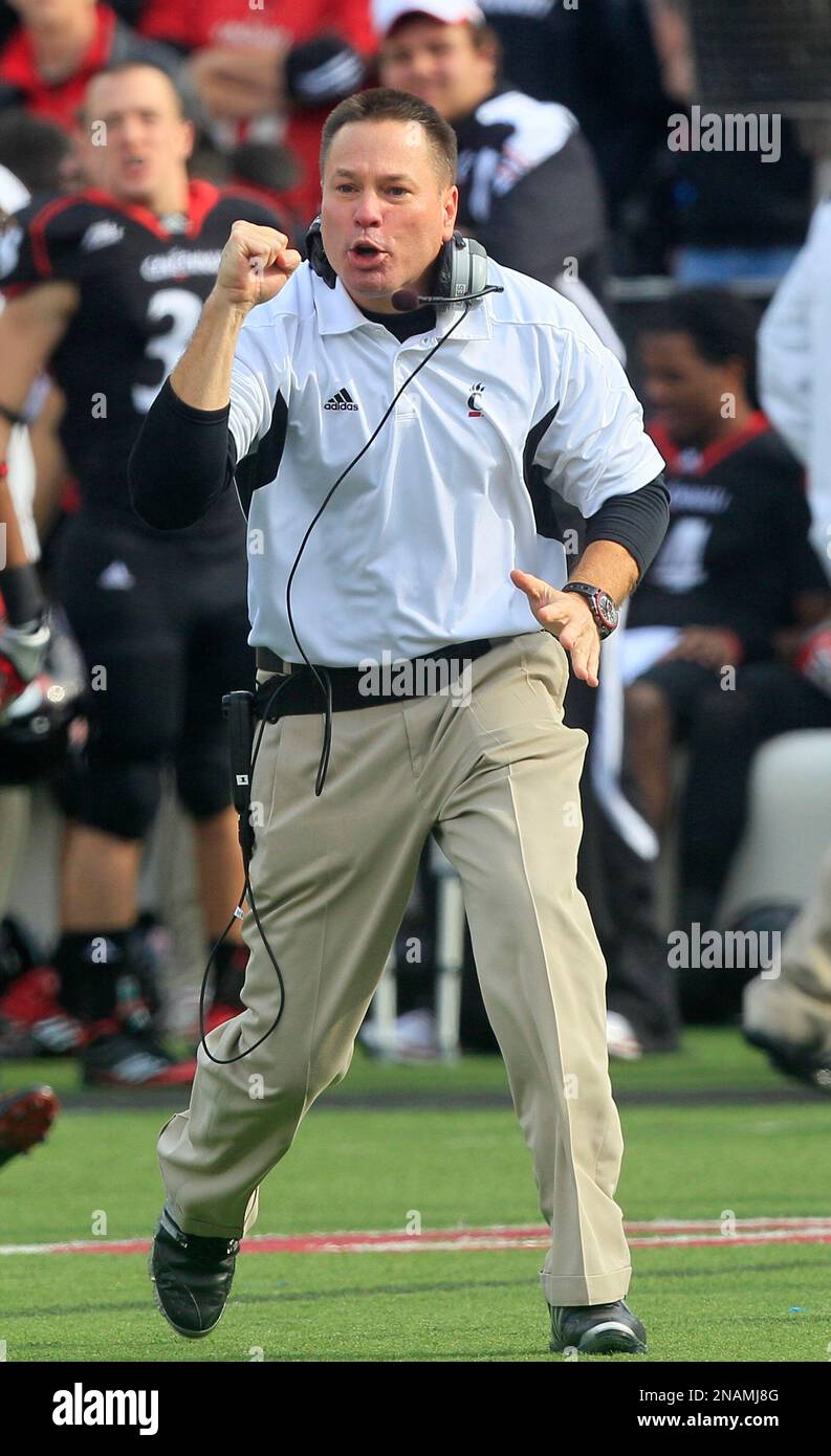 Head coach butch jones hi-res stock photography and images - Alamy