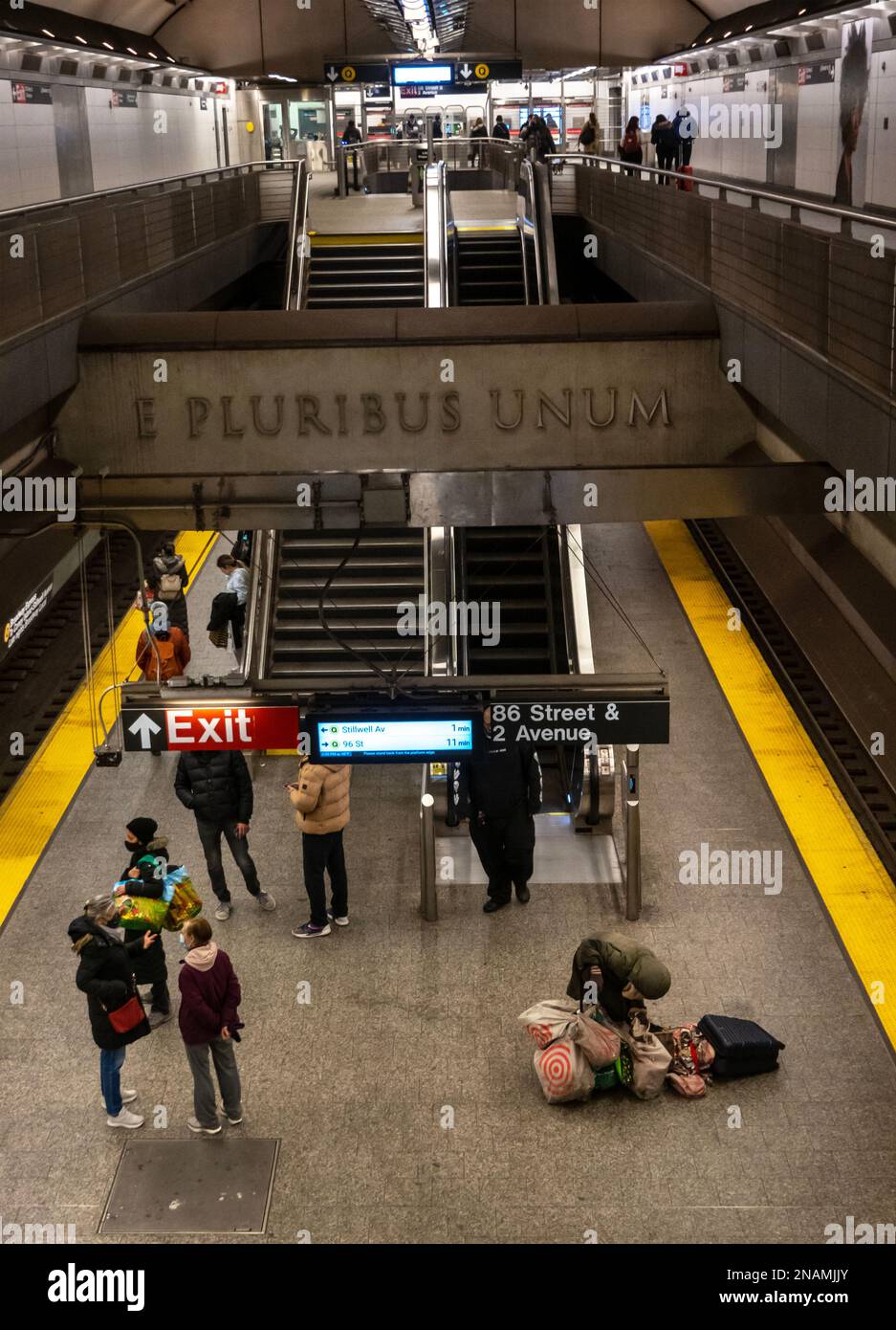 train arriving at the 86th street subway station in Manhattan New York ...