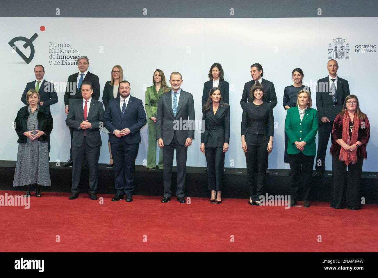 In the front row, the Mayor of Áviles, Mariví Monteserín (1l); the ...