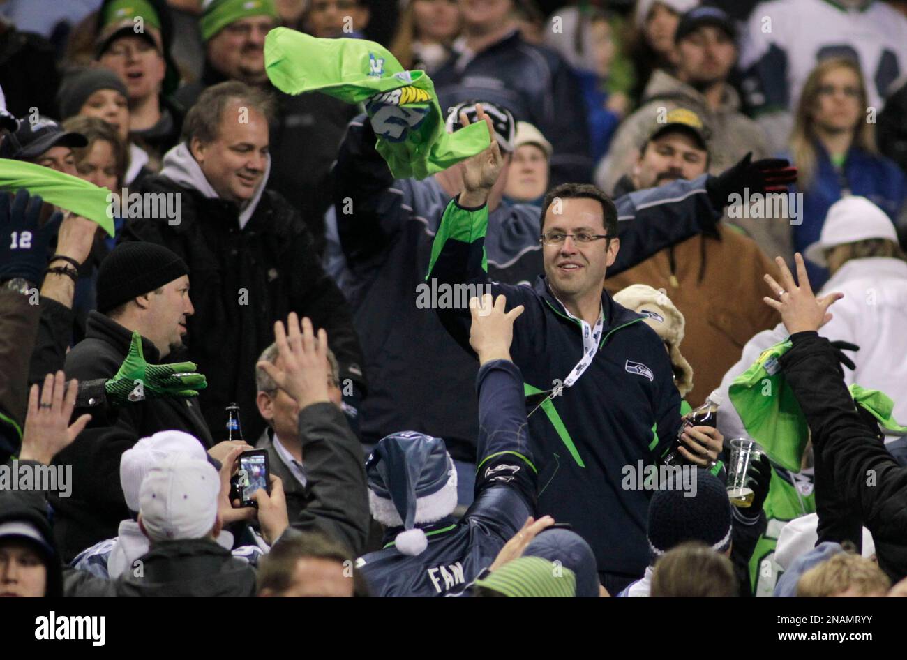 Jared Fogle, the Subway Guy, passes out Subway t-shirts to St. Louis ...