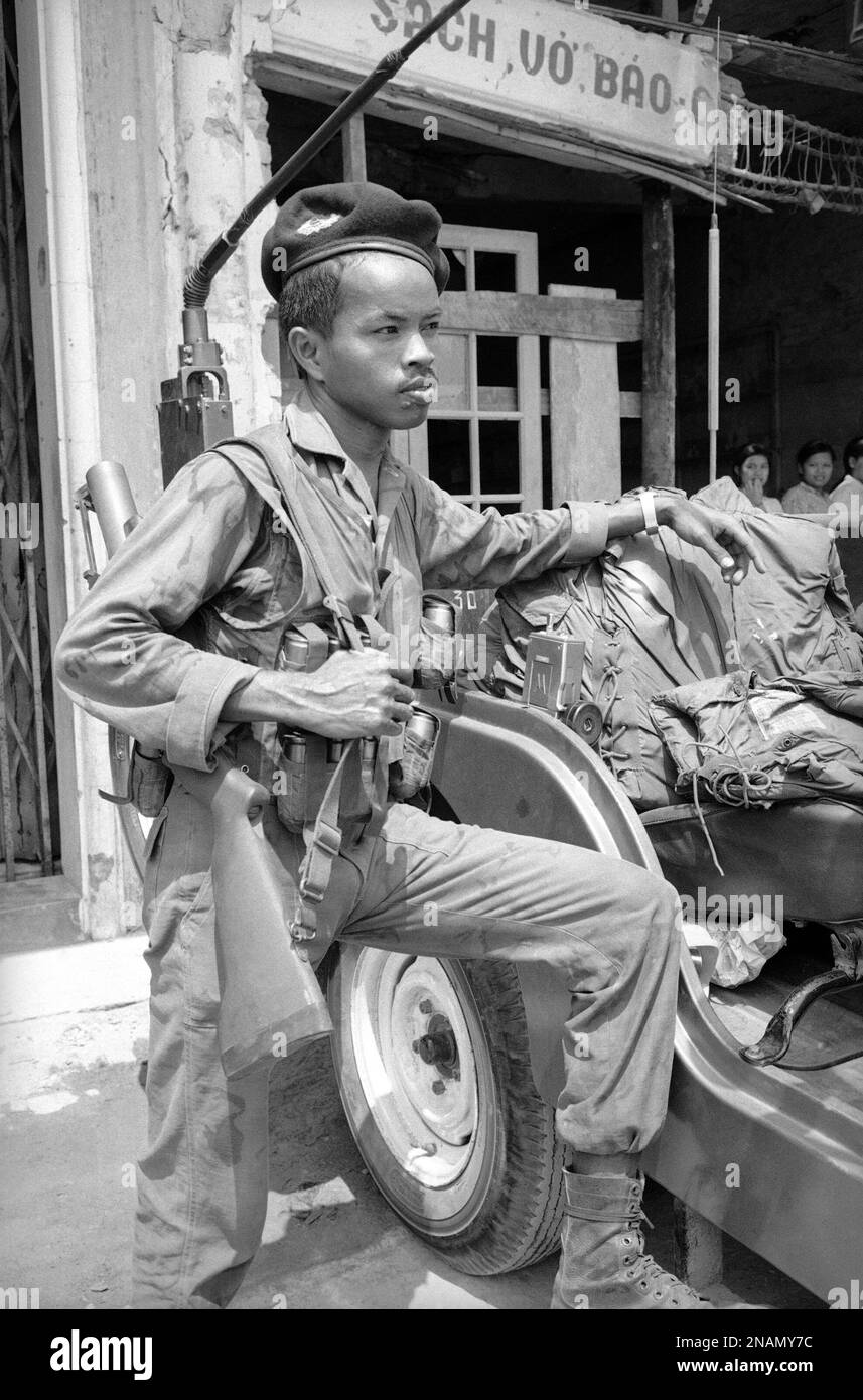 A South Vietnamese soldier during the Vietnam War in March 1968. (AP ...
