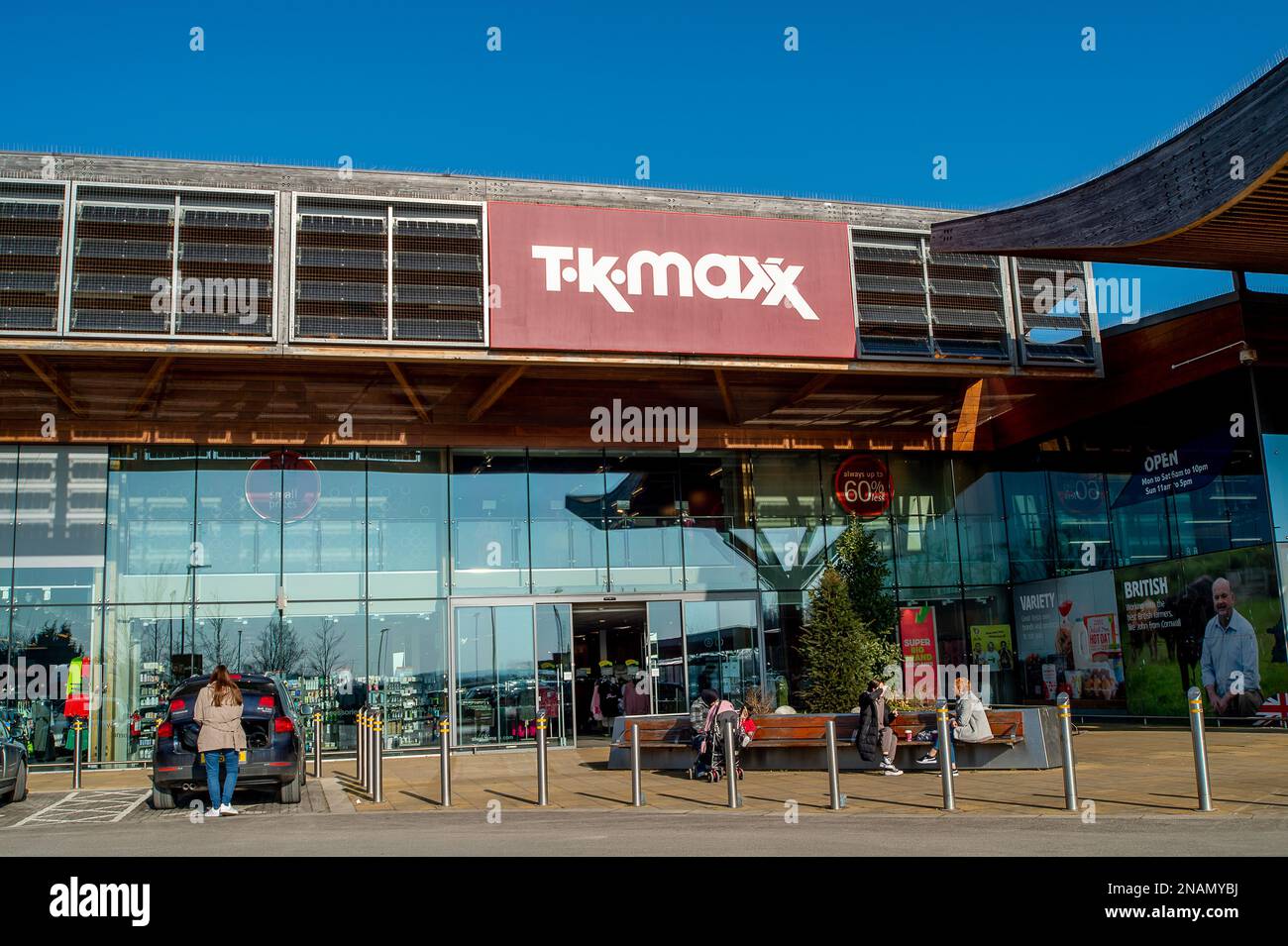 Crewe shopping centre hi-res stock photography and images - Alamy