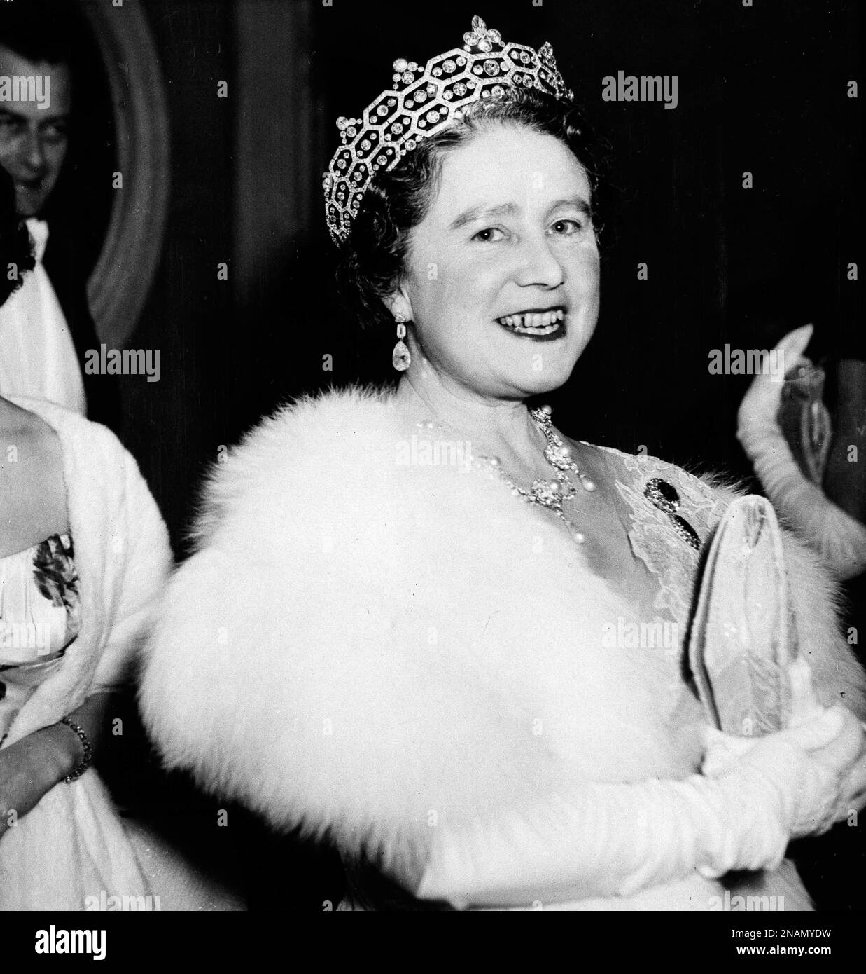 Queen Elizabeth, the Queen Mother, arrives at the Royal Opera House at ...
