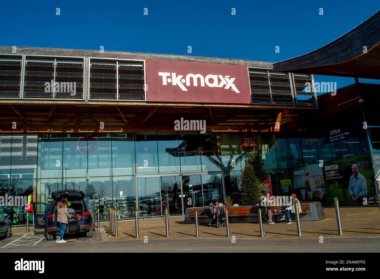 Crewe shopping centre hi-res stock photography and images - Alamy