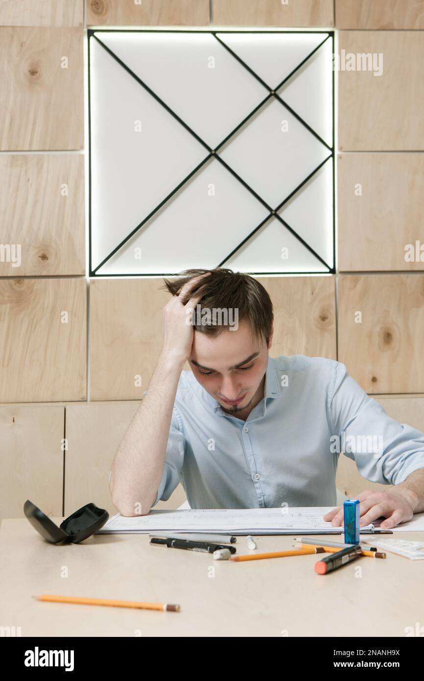 Designer's problem and stress, brainstorm concept Stock Photo - Alamy