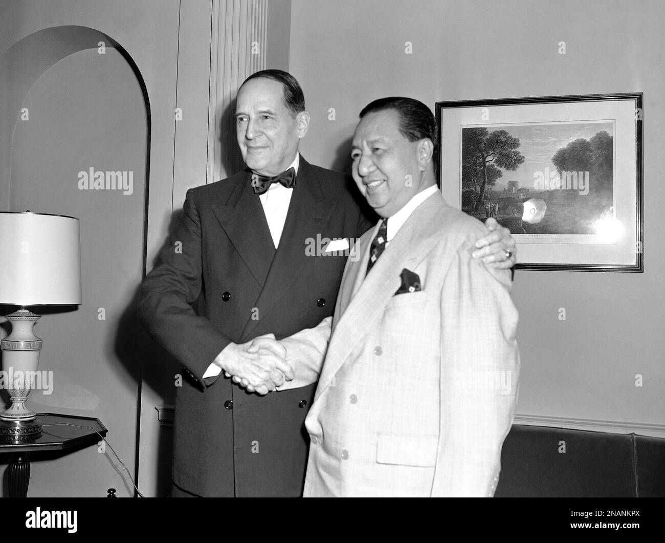 General Douglas MacArthur (left) and President Elpidio Quirino of the ...