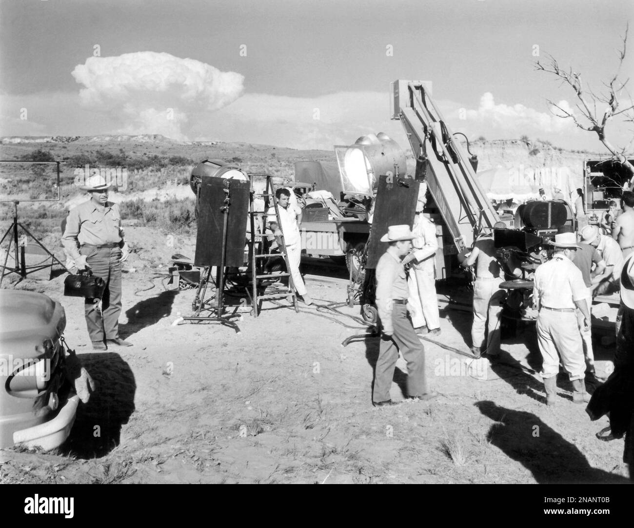 Film crew on location for a new Paramount film called “Hud” in Claude ...