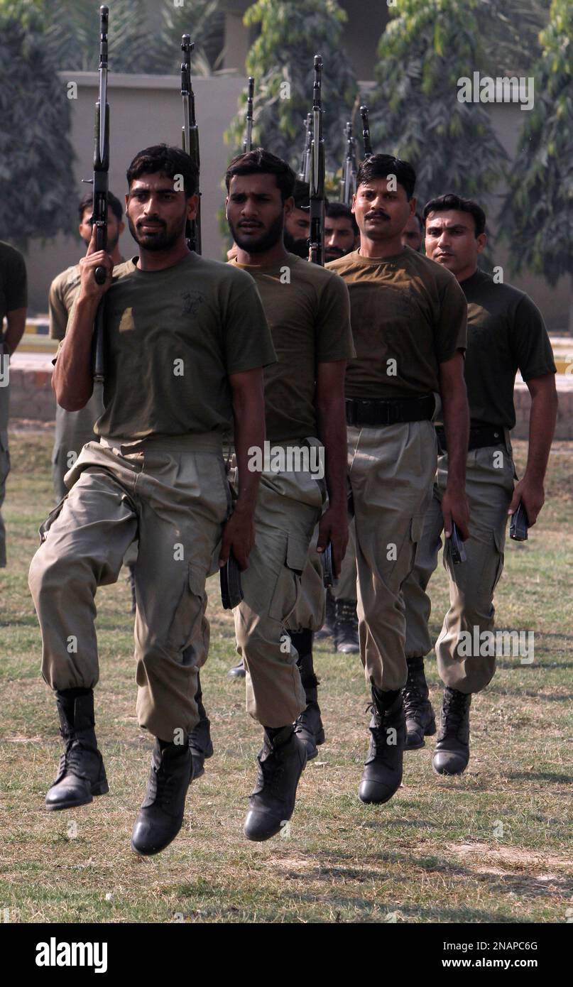 Pakistani paramilitary troops take part in a training drill in Lahore ...
