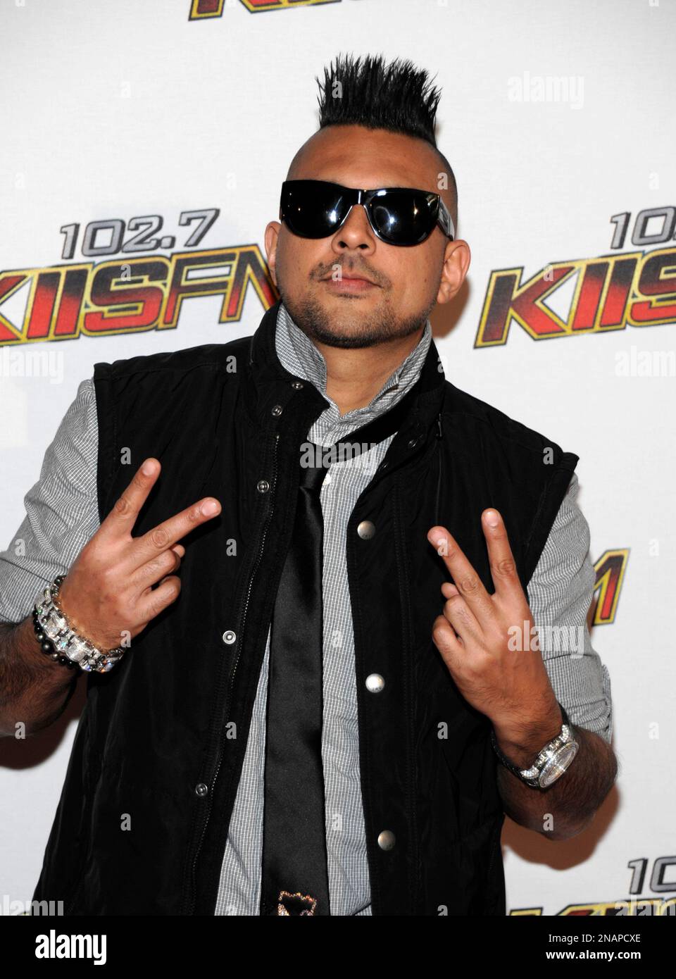 Singer Sean Paul arrives at the KISS FM Jingle Ball concert in Los ...