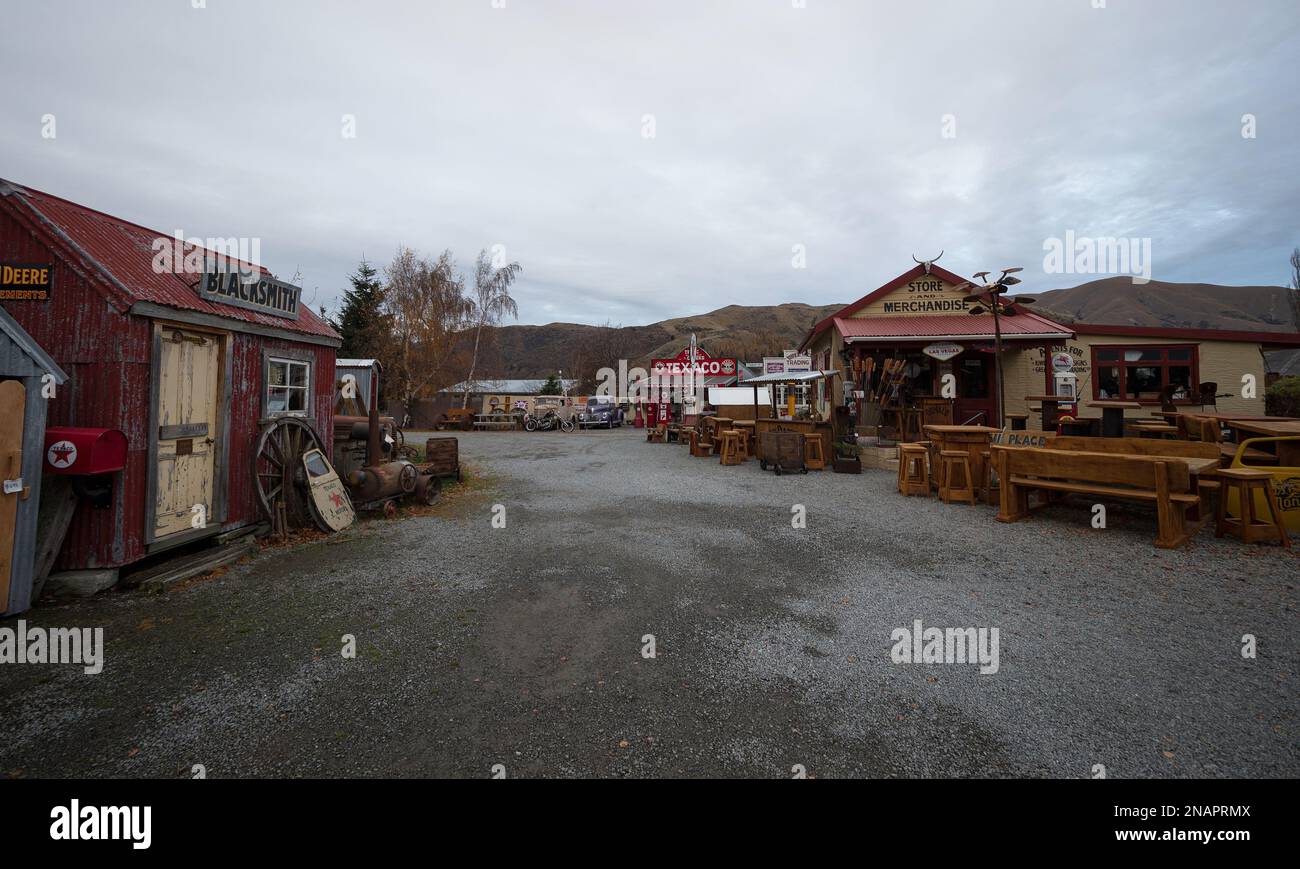 Burkes Pass, New Zealand - 2023: Old historic roadside shop outdoor ...