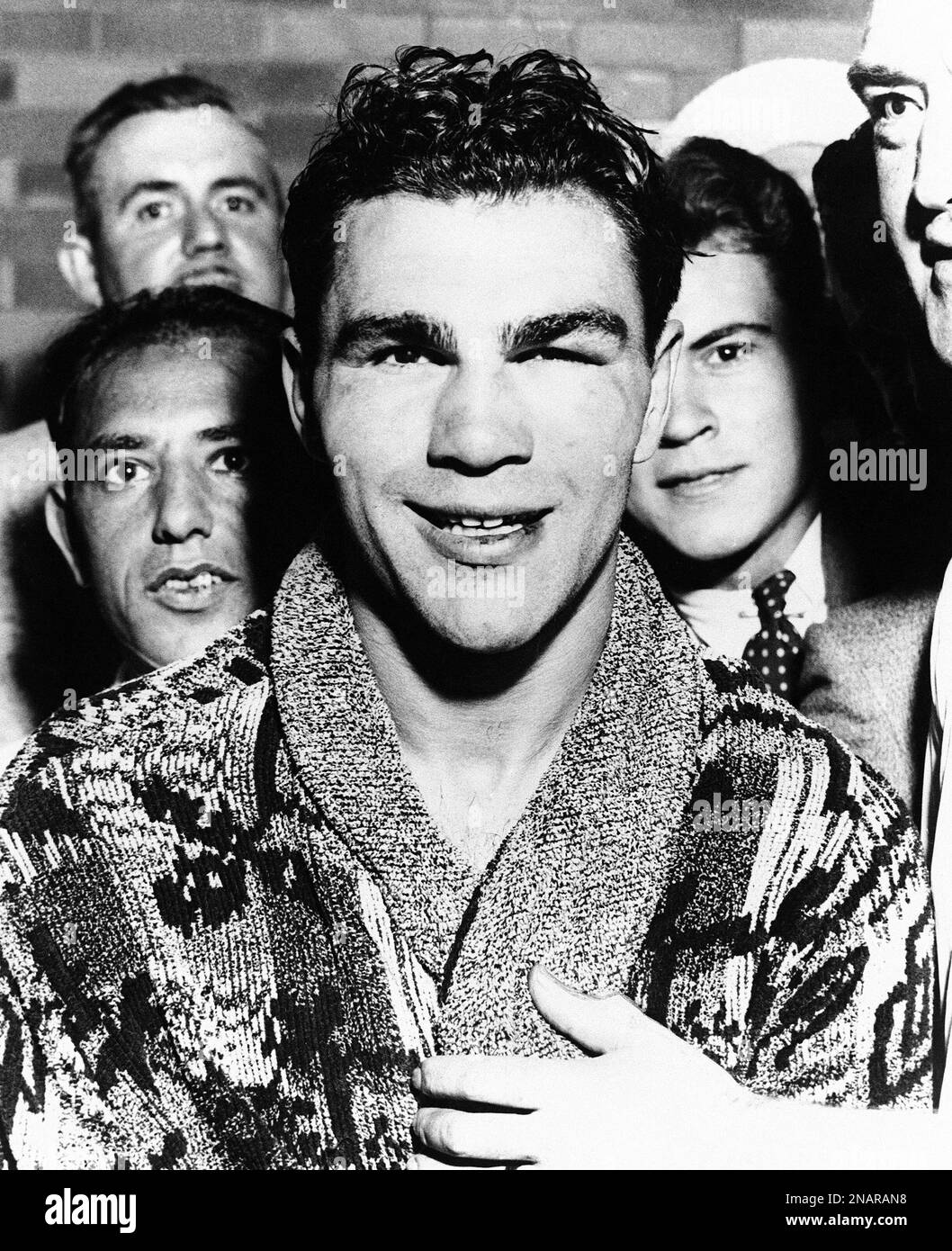 German boxer Max Schmeling in his dressing room after his World Heavy ...