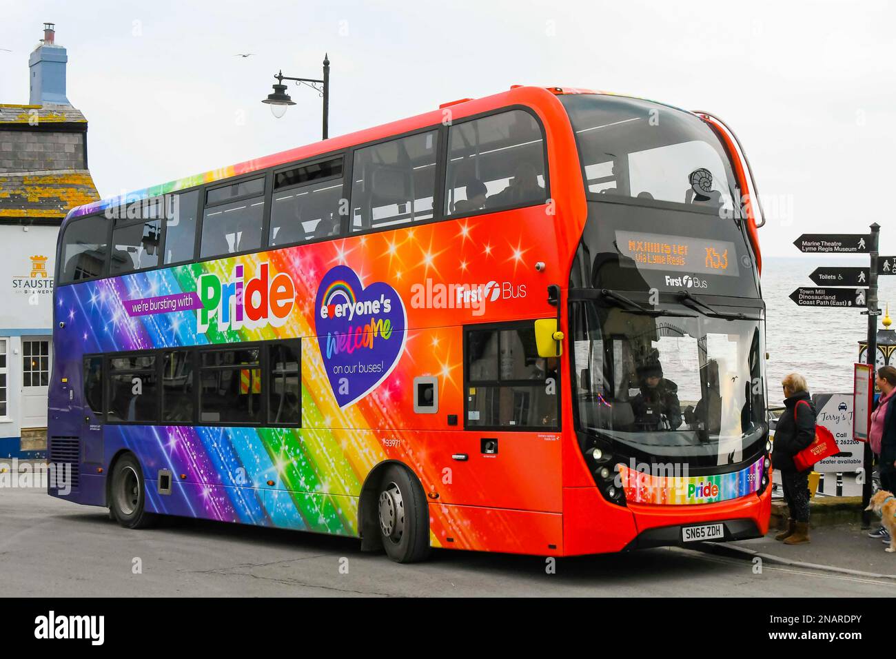 Lyme Regis, Dorset, UK. 13th February 2023. A First Bus X53 double ...