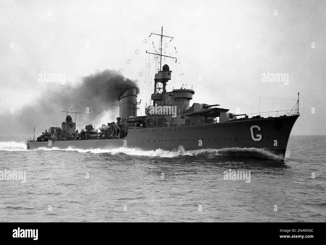 The Polish destroyer Grom, probably the fastest and most heavily armed ...