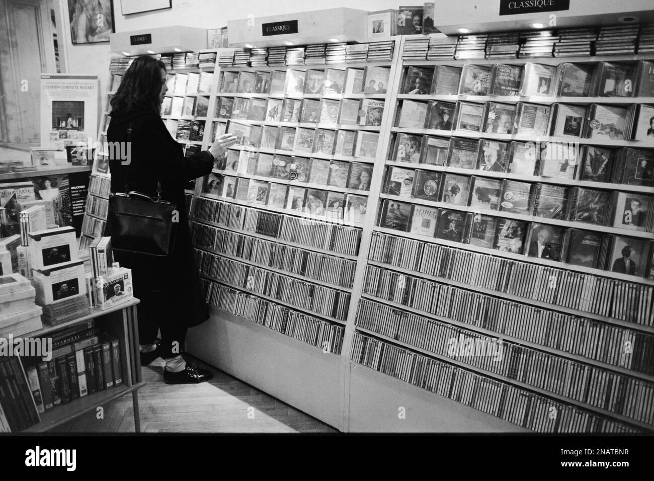 Archives 90ies: Record shop as seen in Lyon, France, 1990 Stock Photo ...