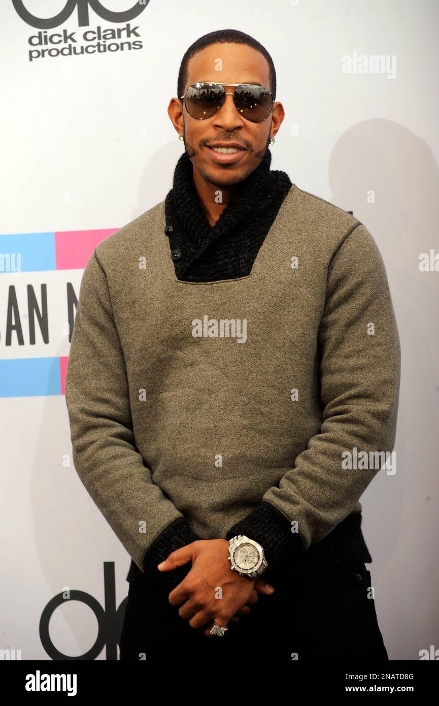 Ludacris poses backstage at the 39th Annual American Music Awards on ...