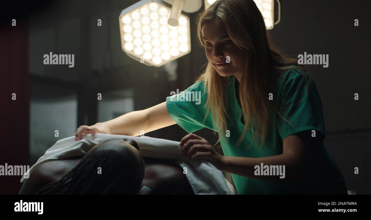 Play Dead Bailee Madison Stock Photo - Alamy