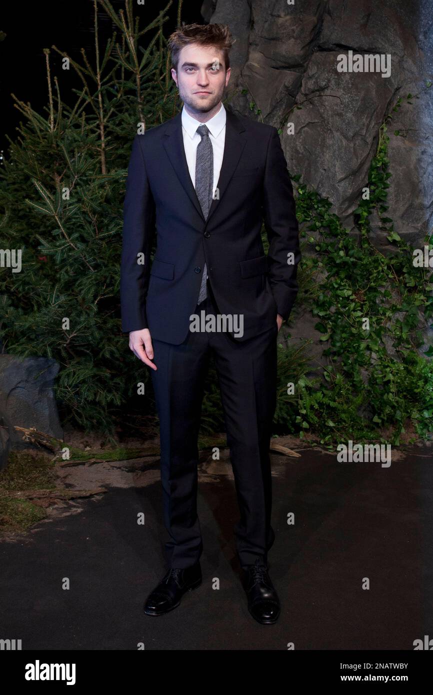 British actor Robert Pattinson arrives at a film premiere of 'Twilight ...