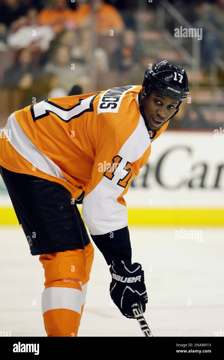 Philadelphia Flyers' Wayne Simmonds during an NHL hockey game against ...