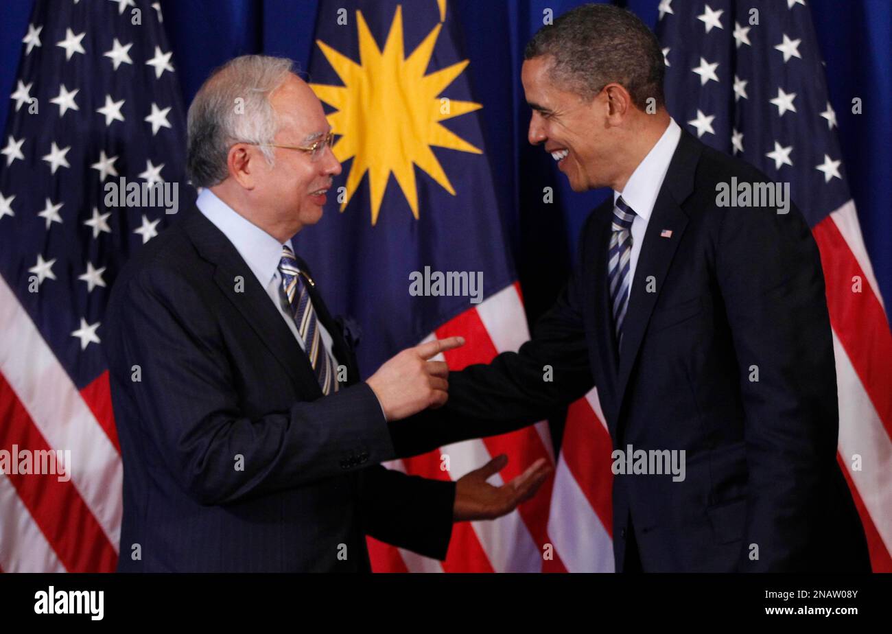 U.S. President Barack Obama meets with Malaysia's Prime Minister Najib ...