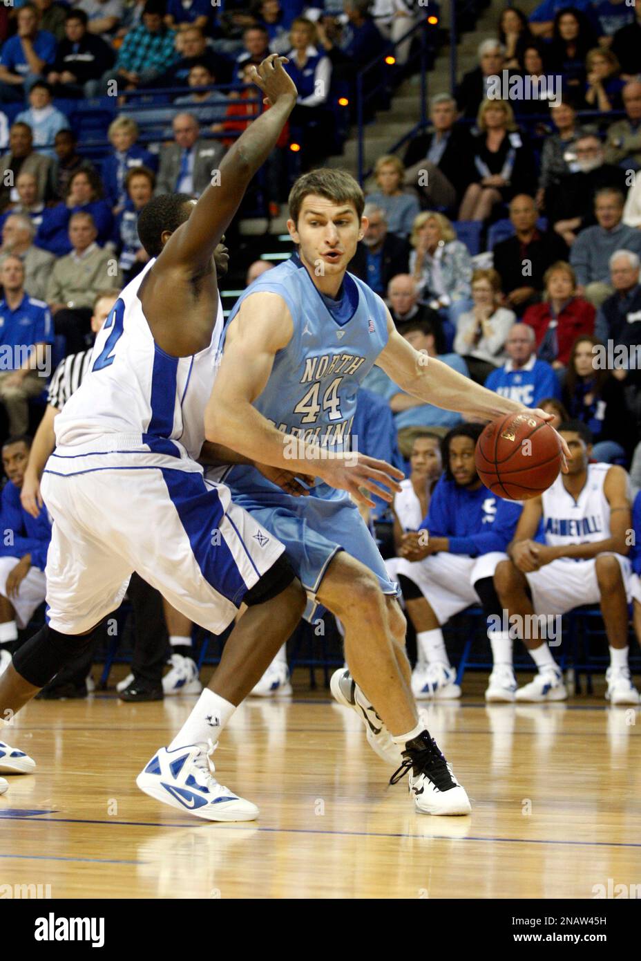 North Carolina center Tyler Zeller (44) drives around UNC Asheville ...