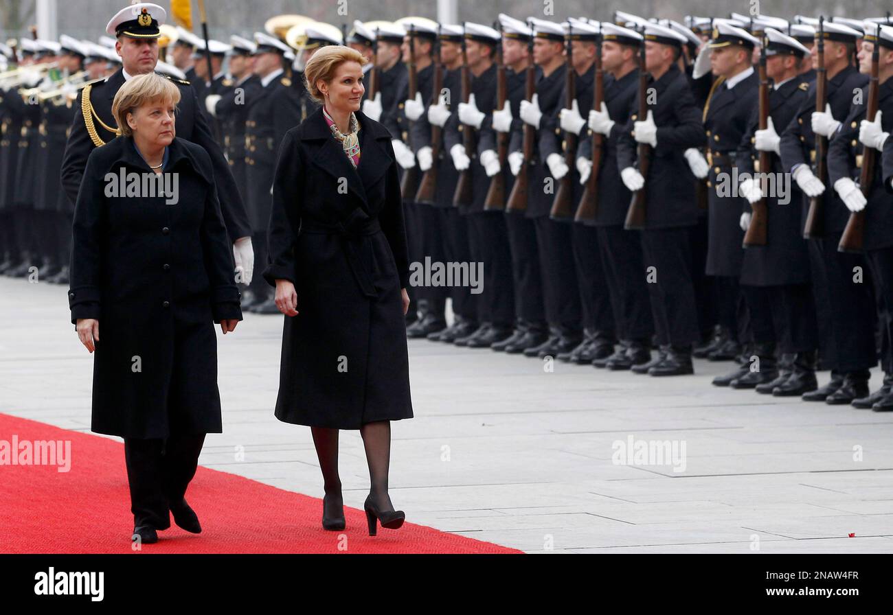German Chancellor Angela Merkel, left, welcomes Prime Minister of ...