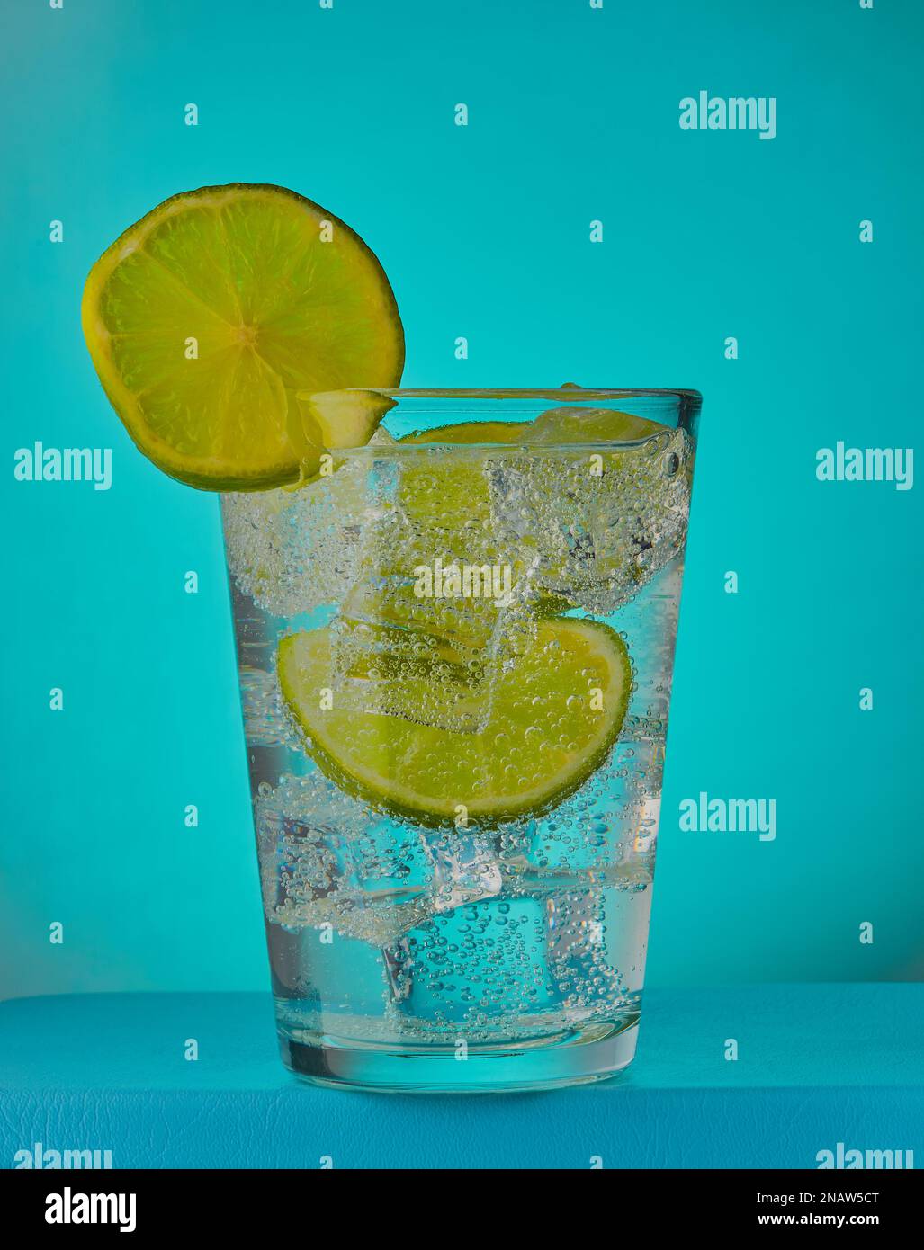 Refreshing lime drink hi-res stock photography and images - Alamy