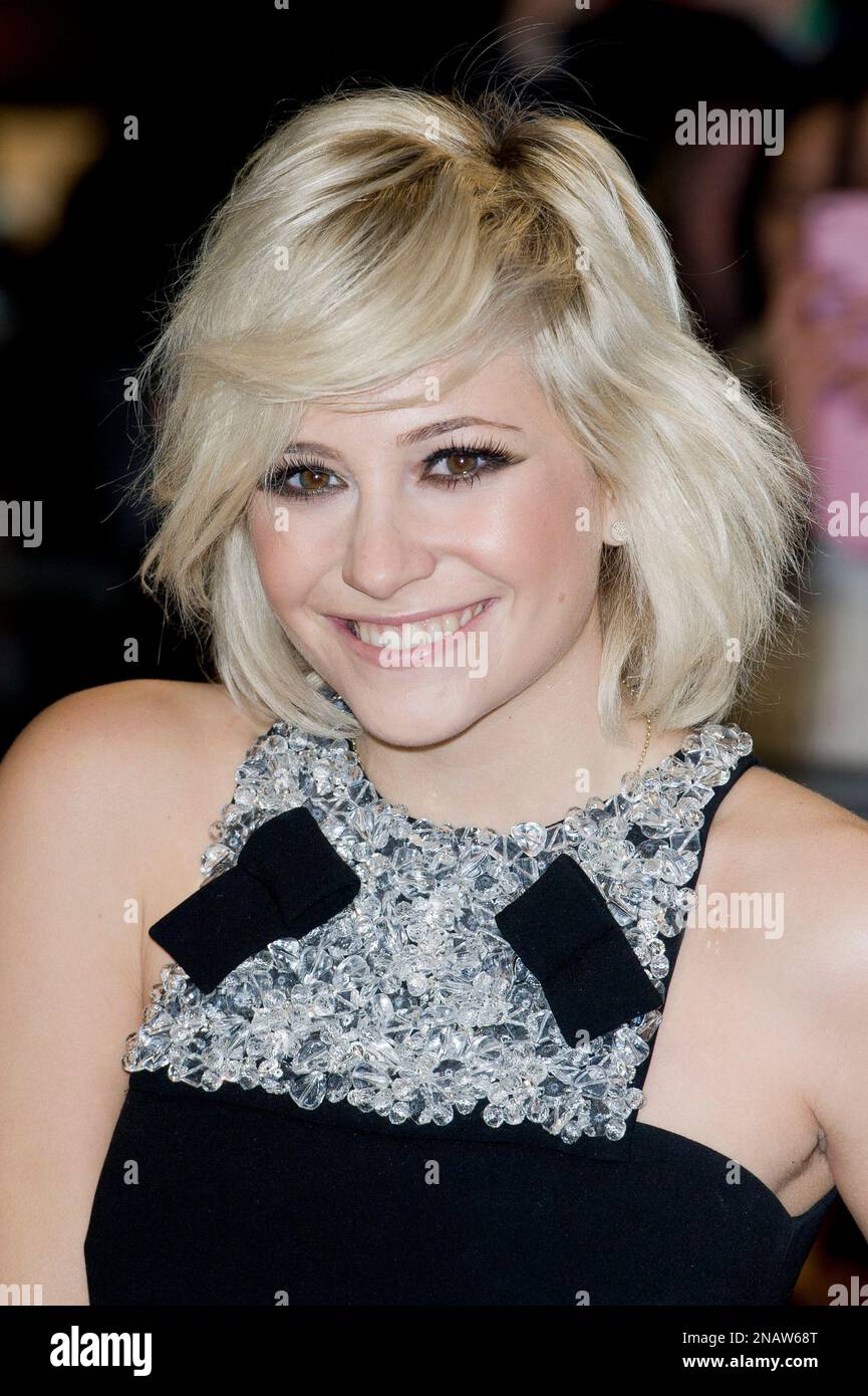 Pixie Lott arrives for the UK premiere of 'Twilight Breaking Dawn Part ...