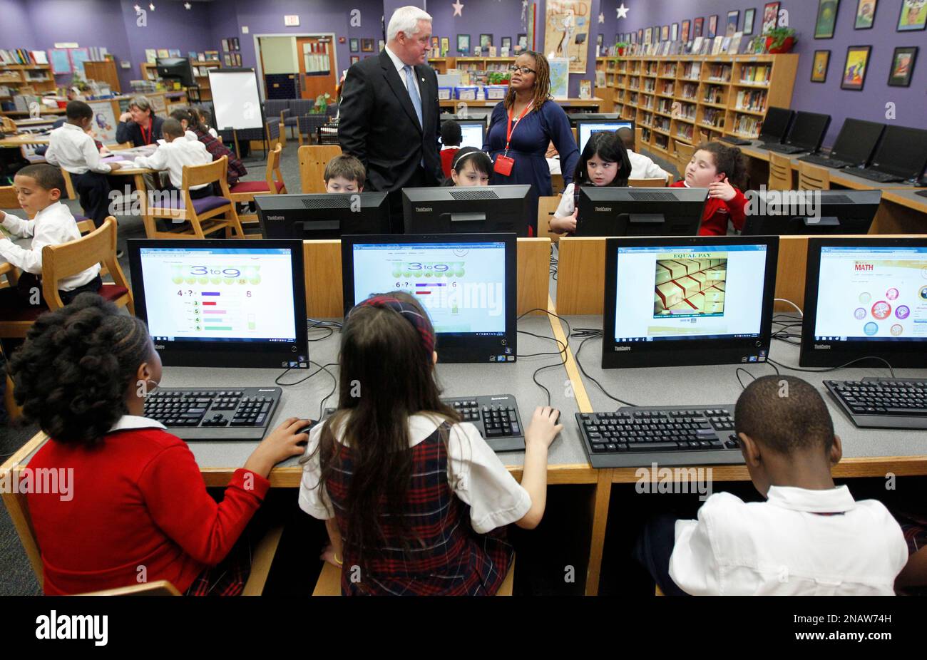 Pennsylvania Gov. Tom Corbett meets teacher Shanna McKoy and students ...