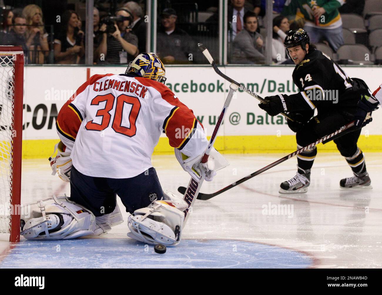 Florida Panthers goalie Scott Clemmensen (30) deflects a shot by Dallas ...