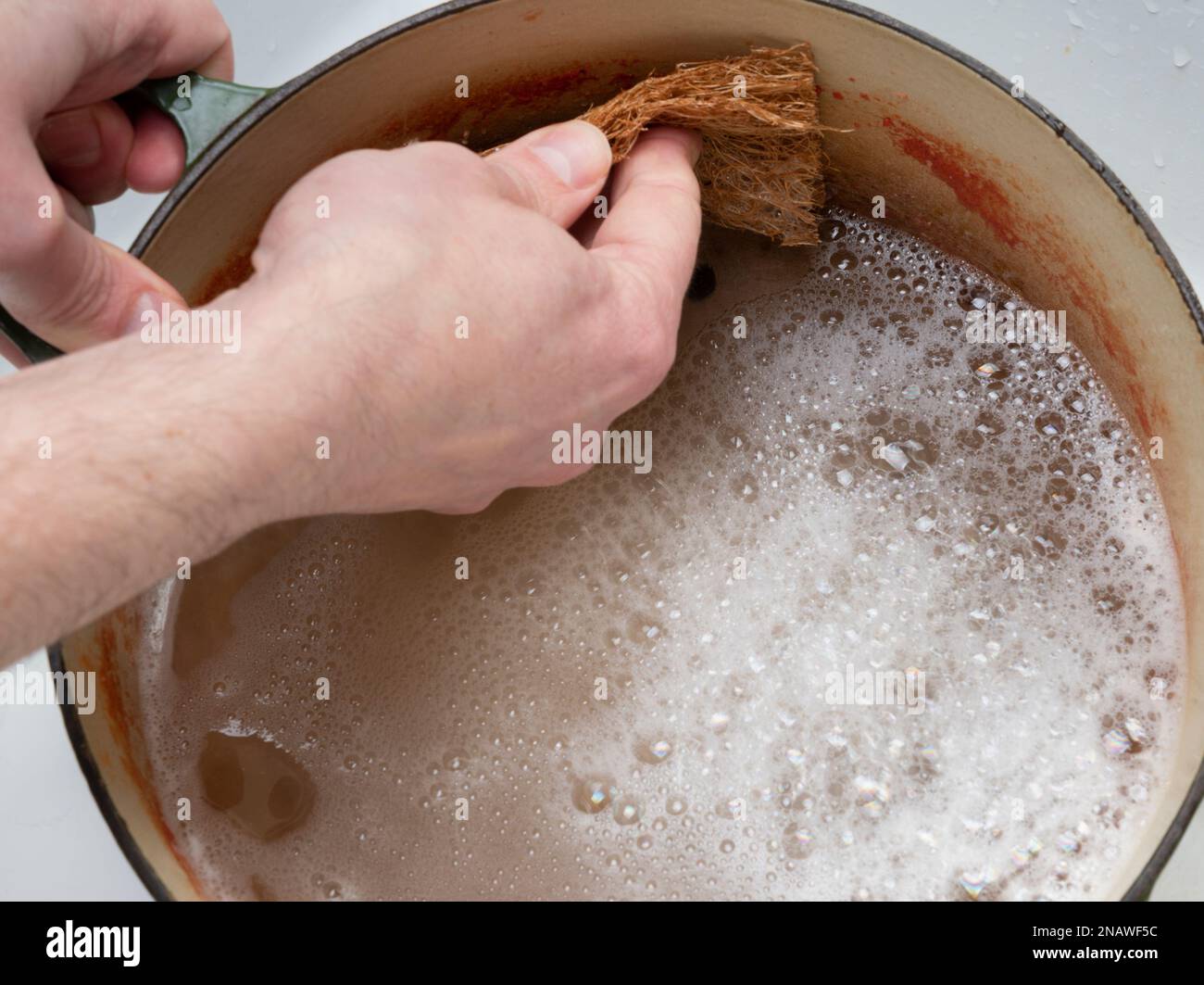 Goodbye Plastic - coconut fibre scouring pad Stock Photo - Alamy