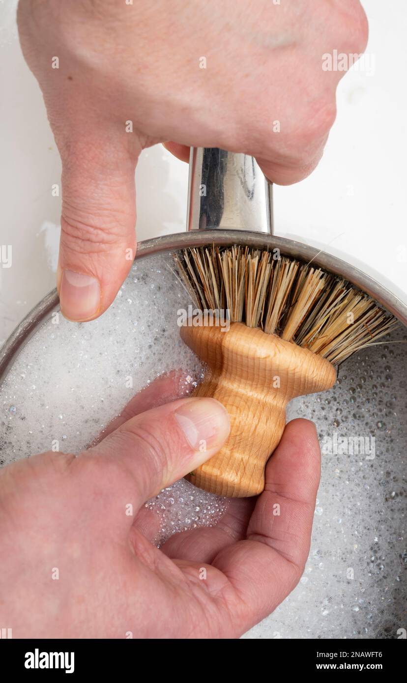 Plastic free pot hi-res stock photography and images - Alamy