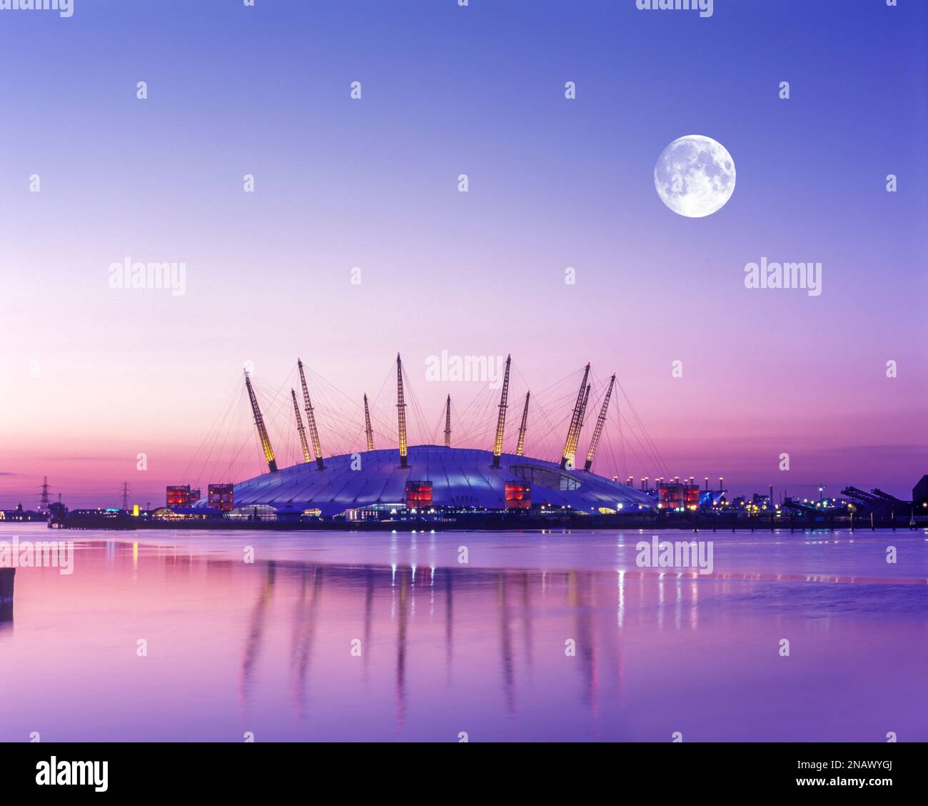 Docklands london vintage hi-res stock photography and images - Alamy