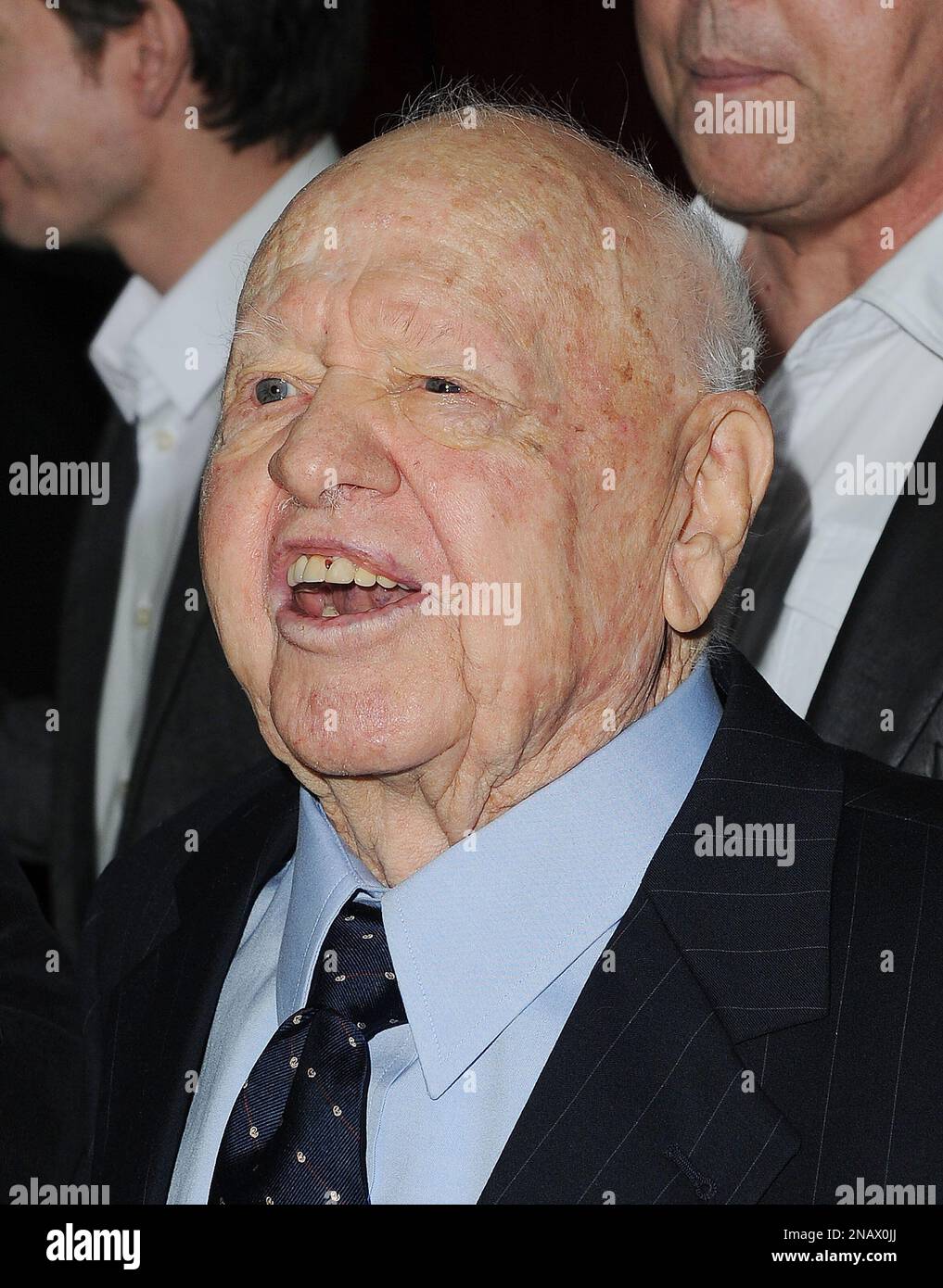 Mickey Rooney arrives at the premiere of The Muppets at El Capitan ...