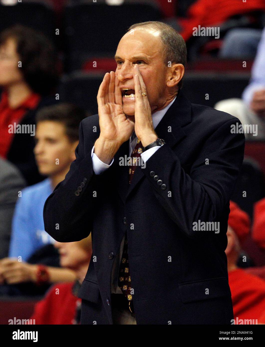 Dartmouth head coach Paul Cormier shouts to his players during the ...